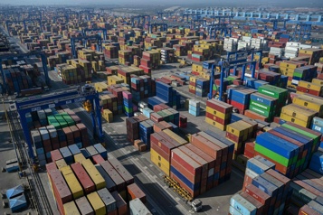 Guerre commerciale Trump annonce des droits de douane de 50 % sur les produits indiens